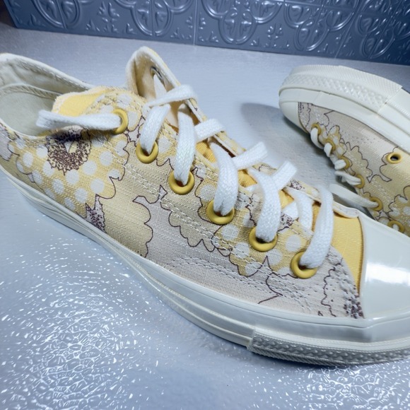 Converse | Shoes | Converse Chuck 7 Low Crafted Floral Womans Shoes 7 ...